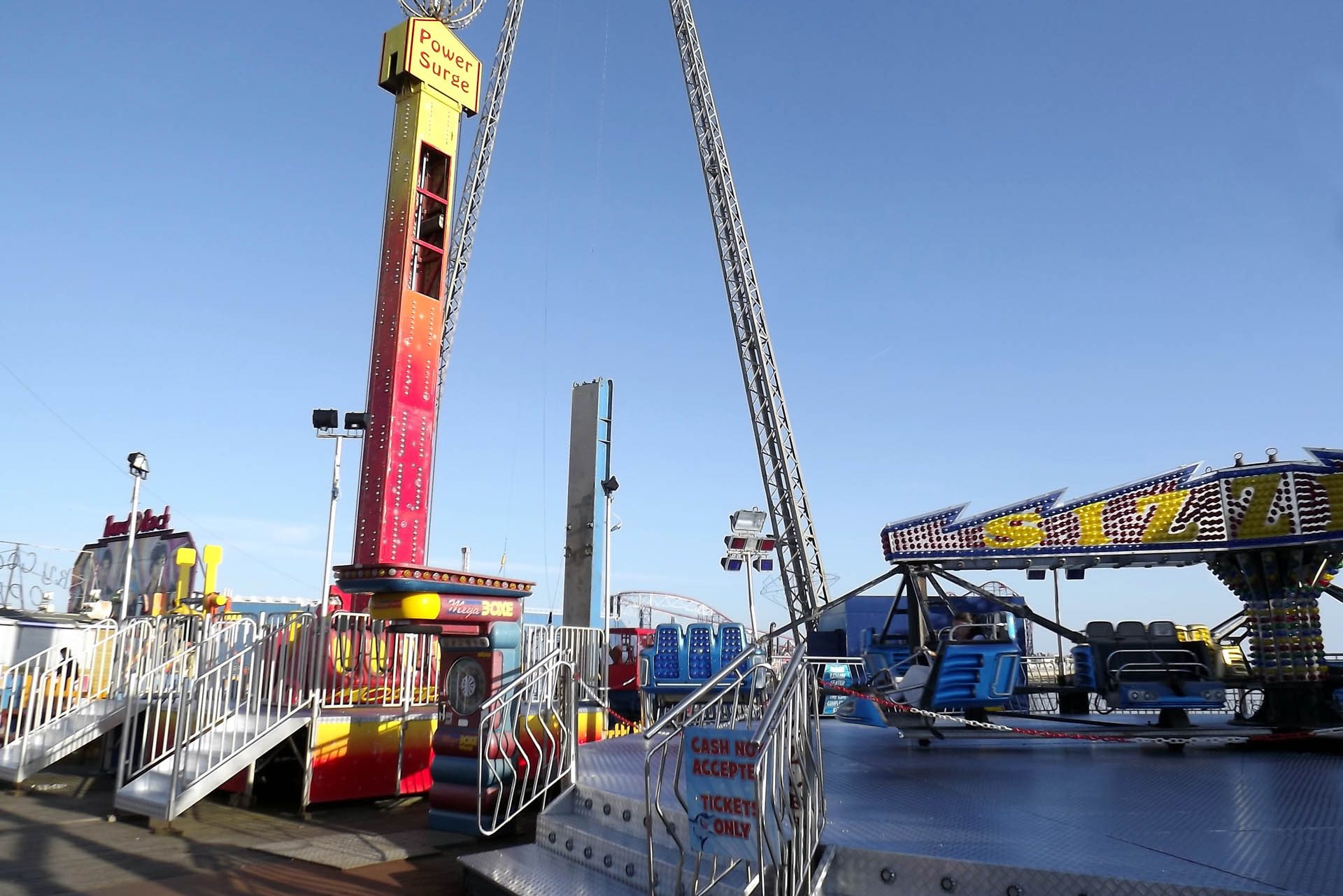 South Pier • Amusement Pier in England • Themeparkblogger